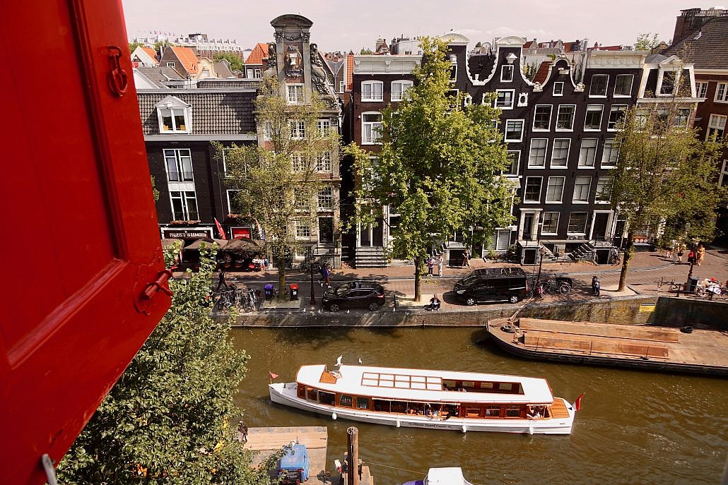 Canal | Swiss Wanderlust